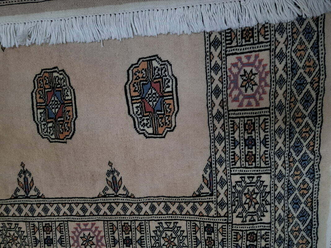 Handmade Bukhara Carpet 183x128cm – Ariana Persian Carpets